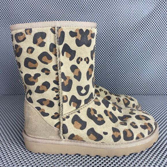 UGG | Shoes | Ugg Classic Short Ii Boots Womens Size 5 Leopard Animal ...